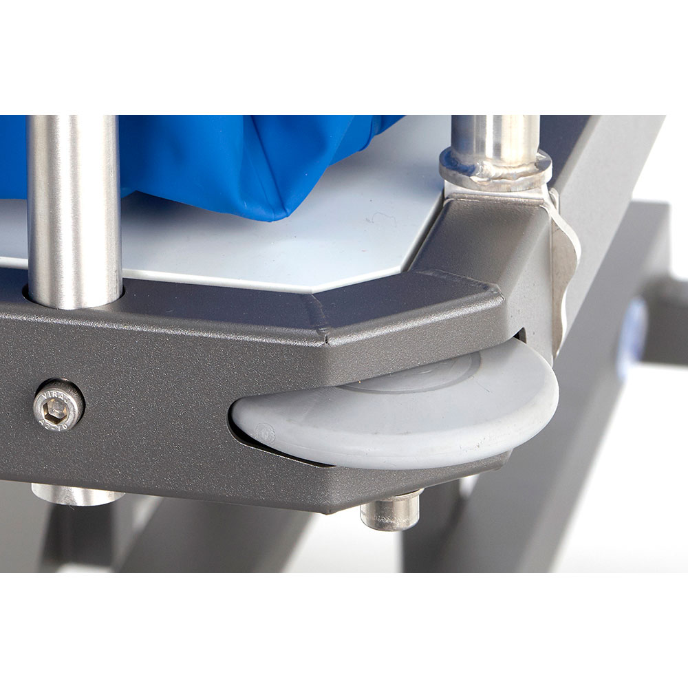 Каталка для миття лежачих пацієнтів SHOWER-TROLLEY-FOR-PAEDIATRIC-USE ...